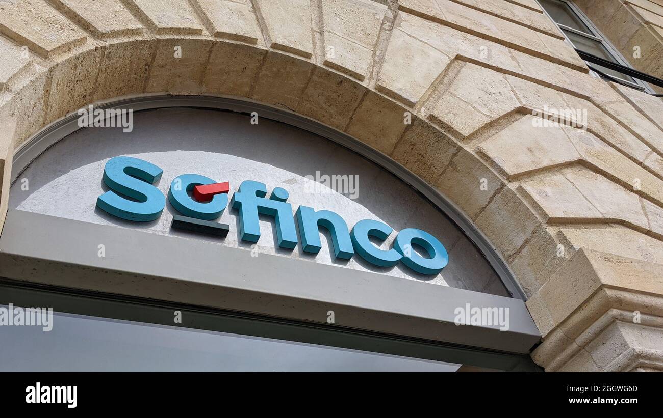 Bordeaux , Aquitaine France - 12 25 2020 : sofinco text blue sign and ...