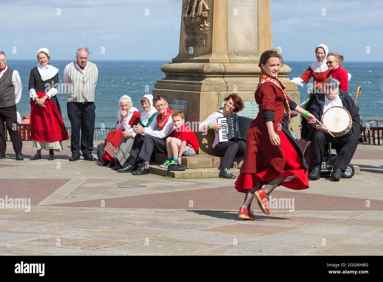 Traditional dancing at Whitby folk week Stock Photo - Alamy