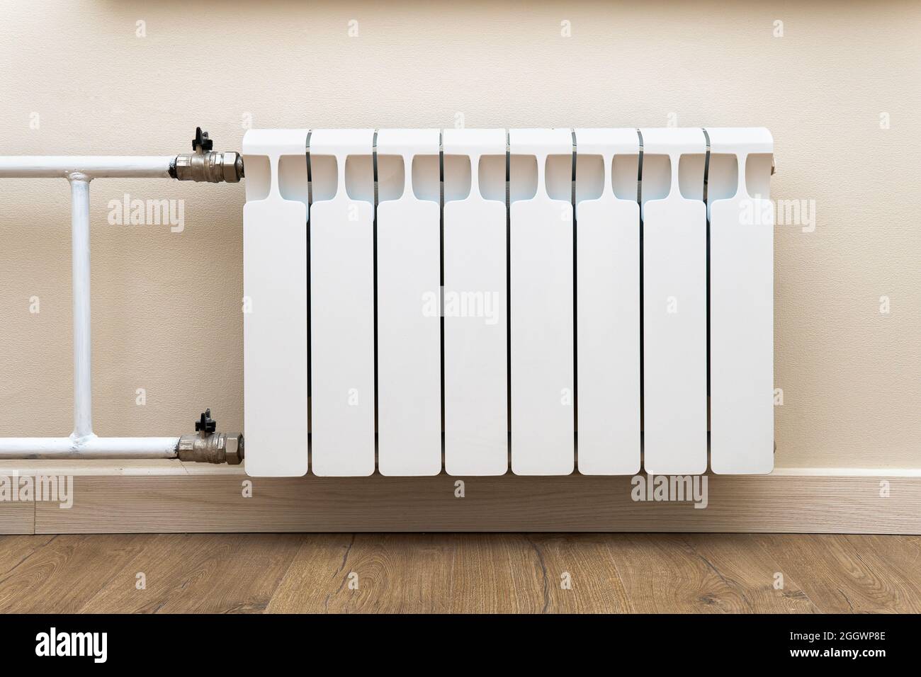 Hot water radiator hi-res stock photography and images - Alamy