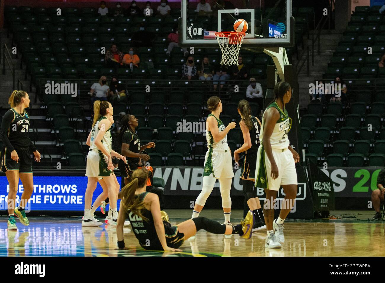 Sabrina ionescu liberty hi-res stock photography and images - Alamy