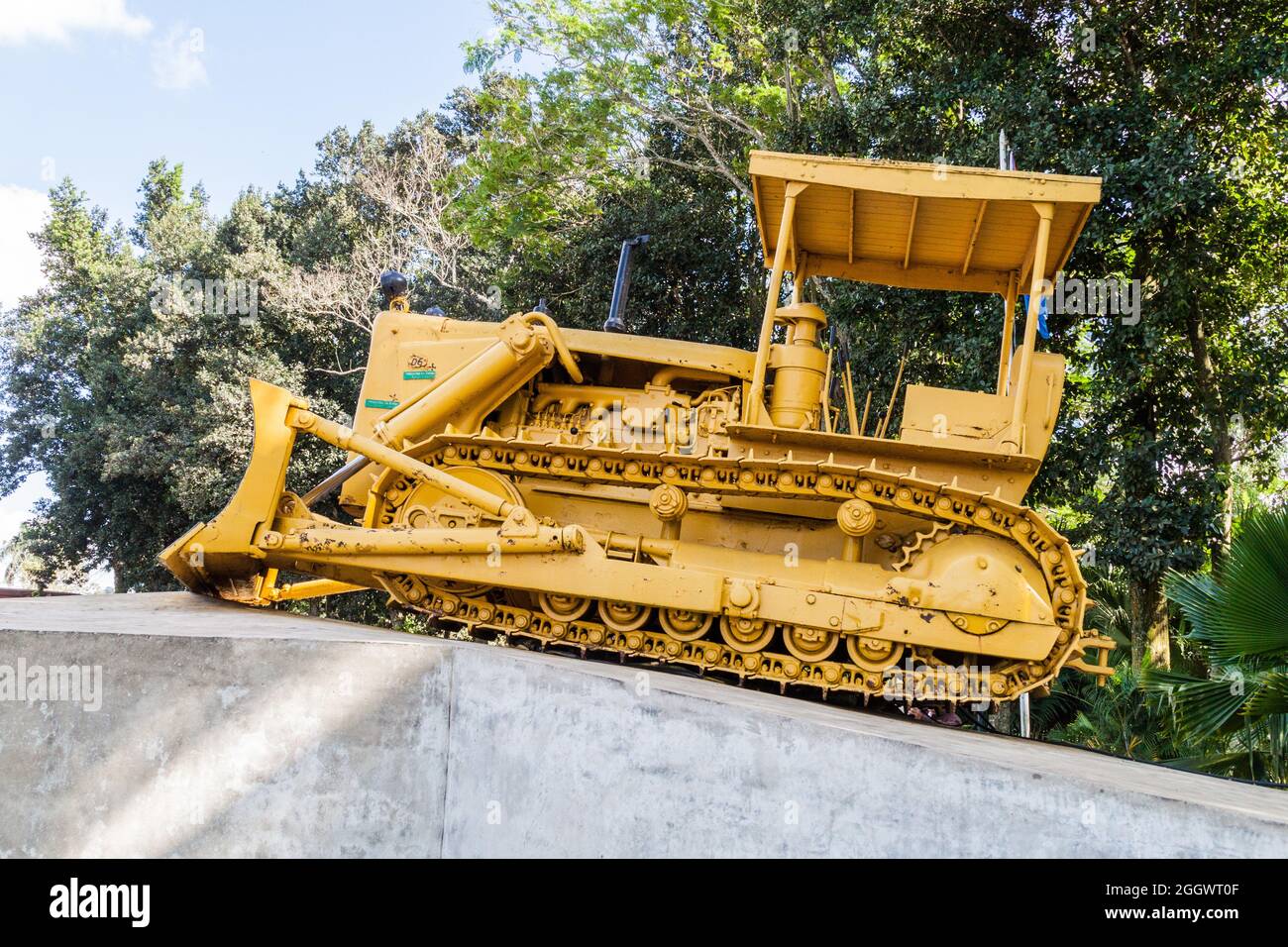 Caterpillar train hi-res stock photography and images - Alamy