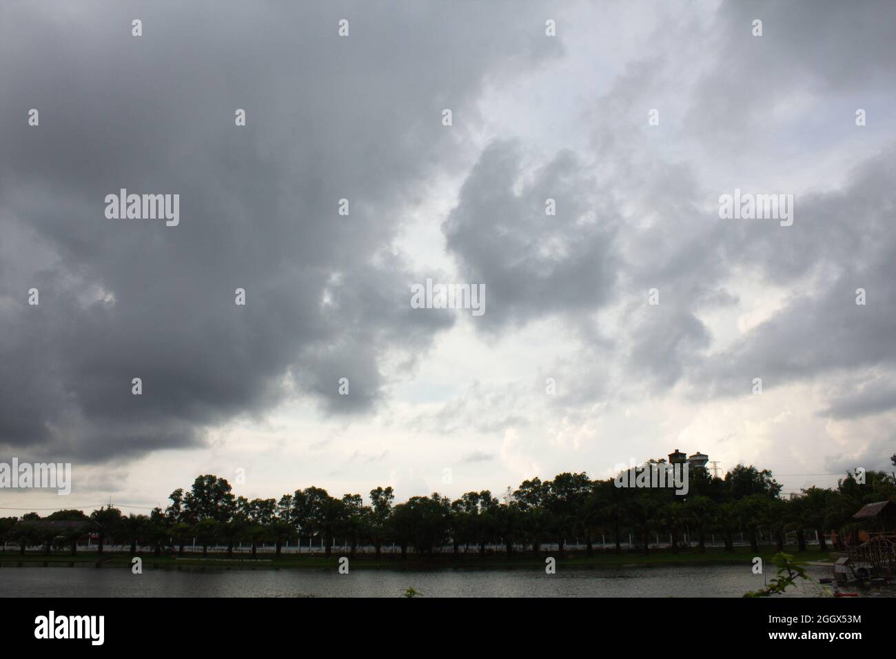 Beautiful rain scene hi-res stock photography and images - Alamy
