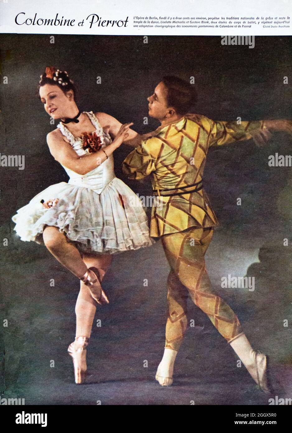 German propaganda magazine signal hi-res stock photography and images ...