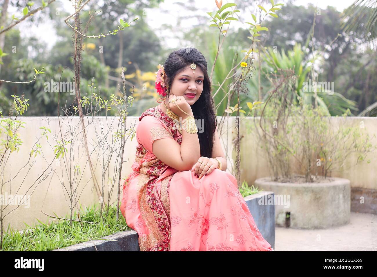 Awesome joyful woman fashion photo shooting Premium Photo attractive ...