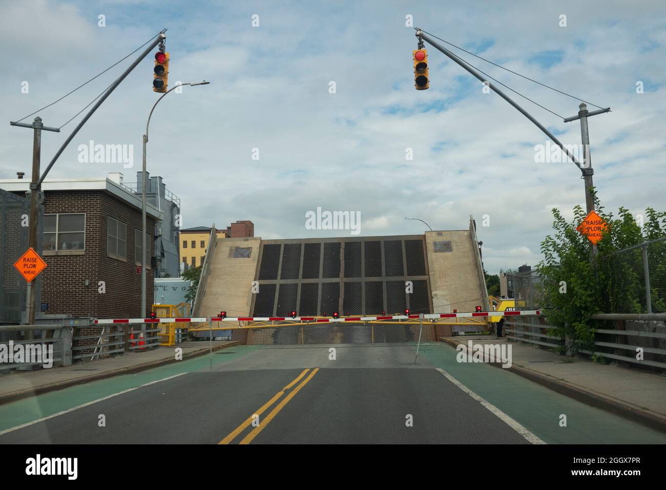 3rd street bridge over the Gowanus canal Brooklyn NYC Stock Photo - Alamy