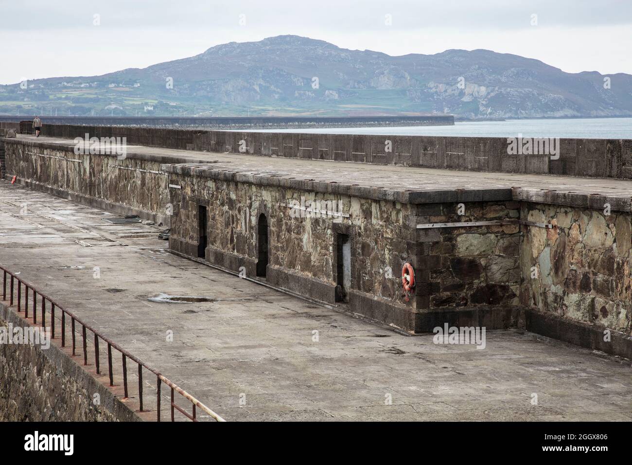 Ferry terminal holyhead hi-res stock photography and images - Alamy