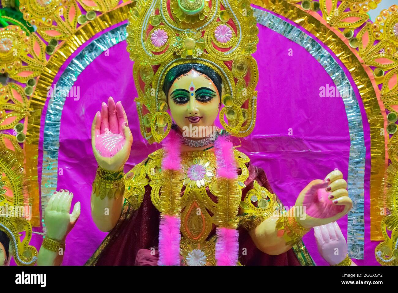 Colorful Chhau (or chhou) mask for Goddess Laxmi , handicrafts on ...