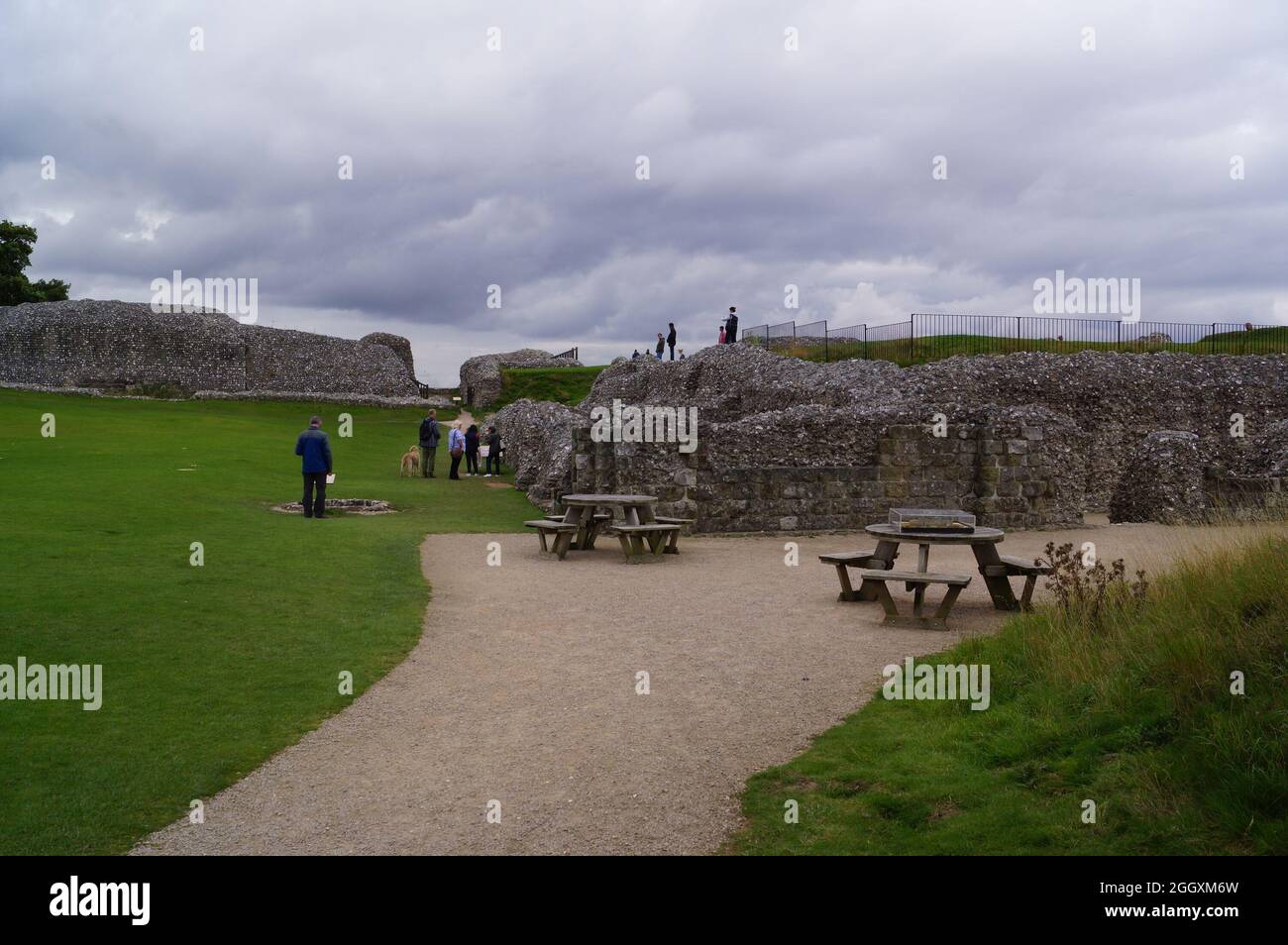 Old Sarum, Salisbury (UK): the ruins of the ancient walls on the ...