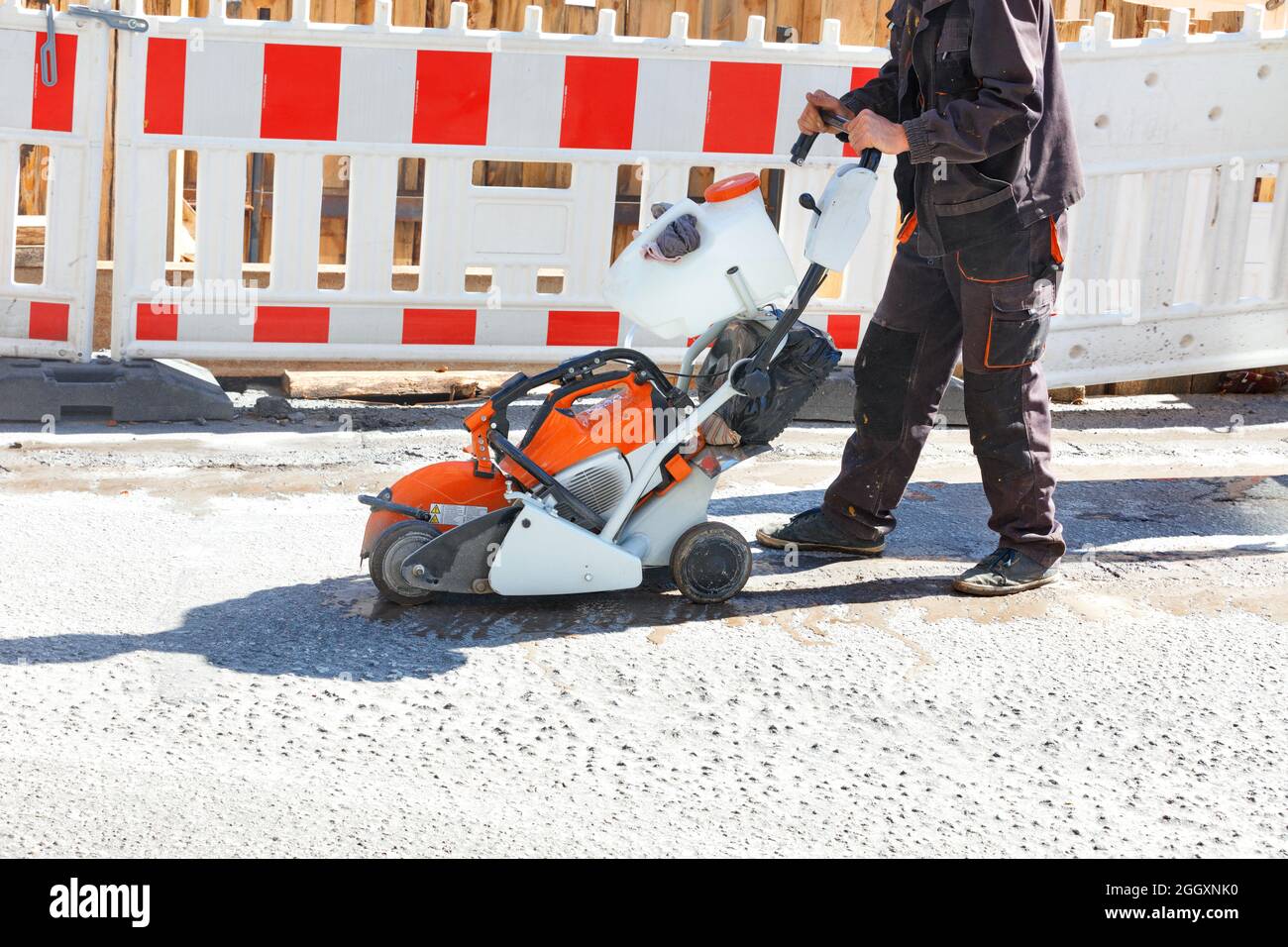 Gas cutter hi-res stock photography and images - Alamy