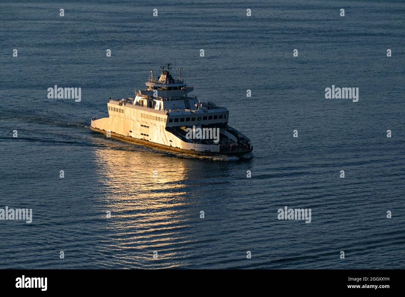 Howe island ferry hi-res stock photography and images - Alamy