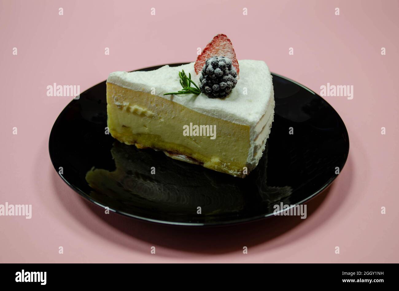 slice of cake Stock Photo - Alamy