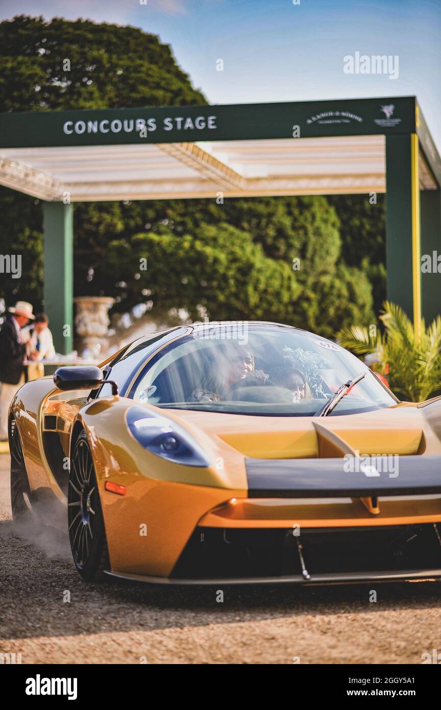 Car show celebrity hi-res stock photography and images - Alamy