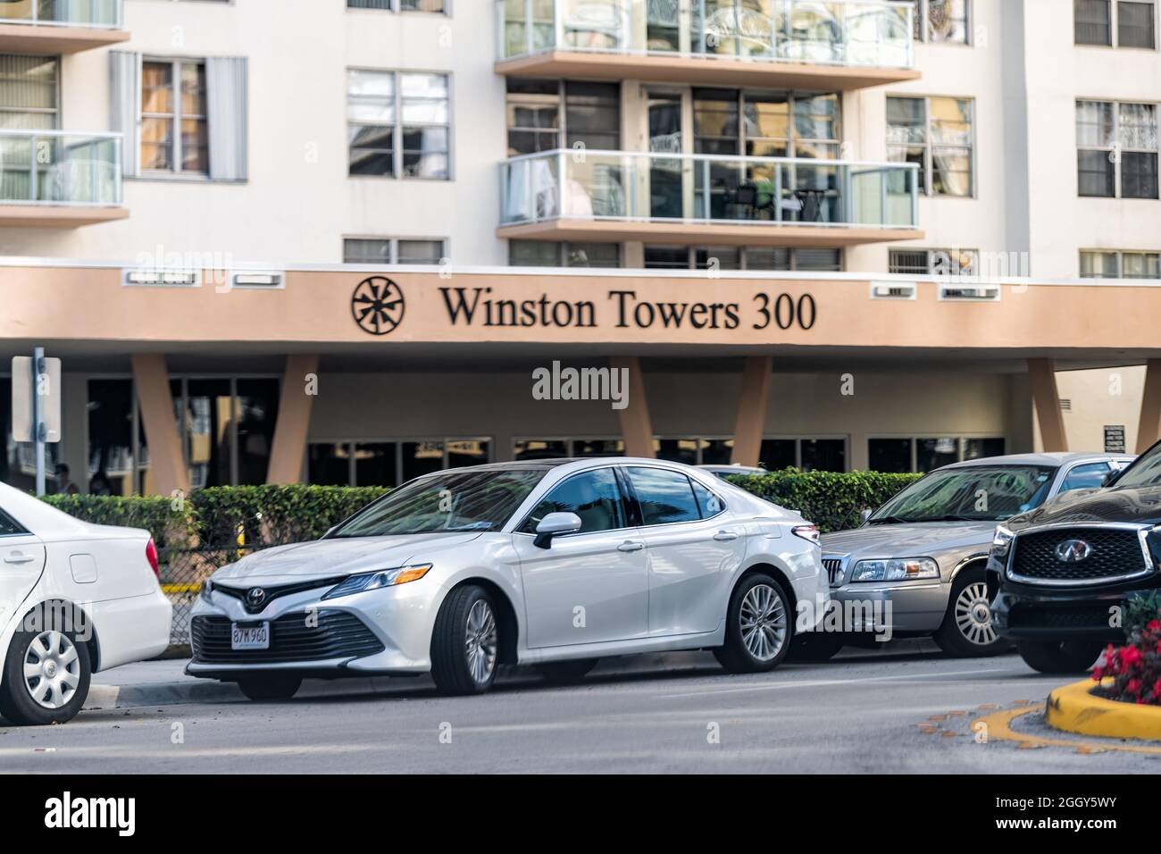 Winston logo hi-res stock photography and images - Alamy