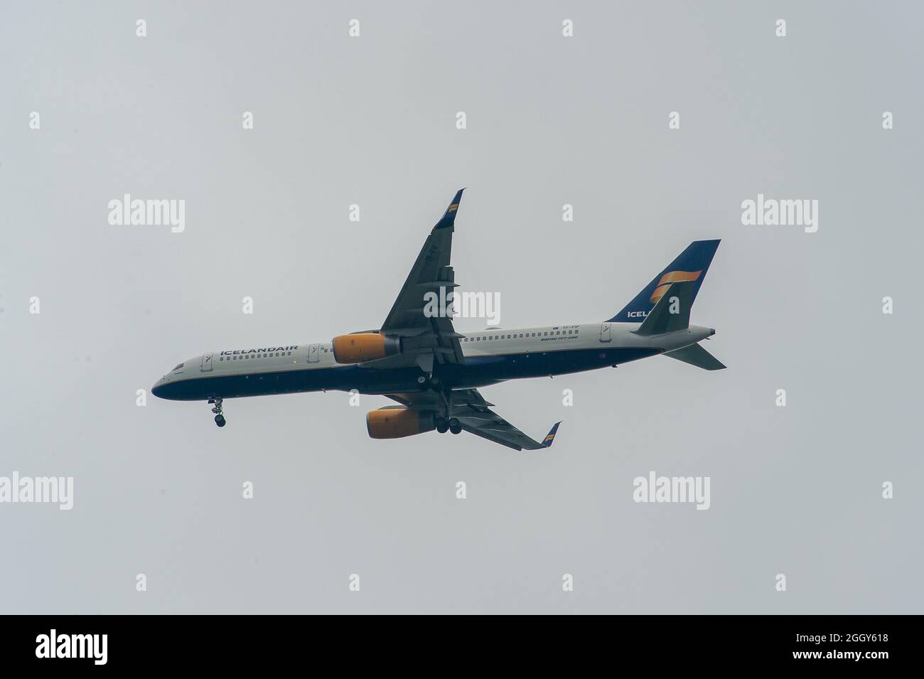 Boeing 757 executive hi-res stock photography and images - Alamy