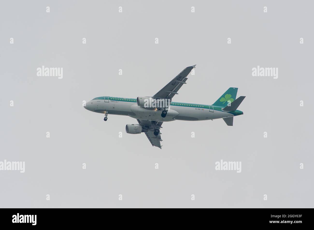 Windsor, Berkshire, UK. 3rd September, 2021. An Aer Lingus Airbus A320 ...