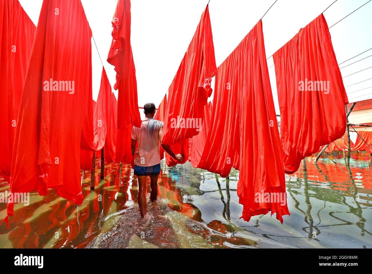 Dyeing industry bangladesh hi-res stock photography and images - Alamy