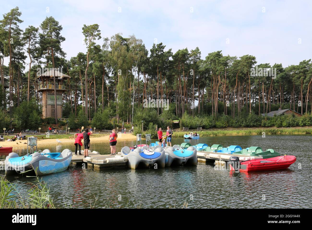 Watersports Lake, Waterfront, Center Parcs Woburn Forest, Fordfield ...