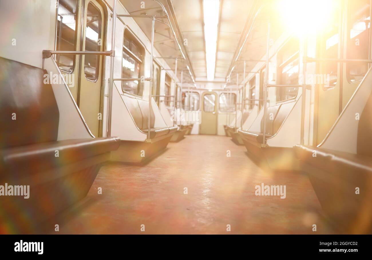 Subway car with empty seats. Empty subway car Stock Photo - Alamy
