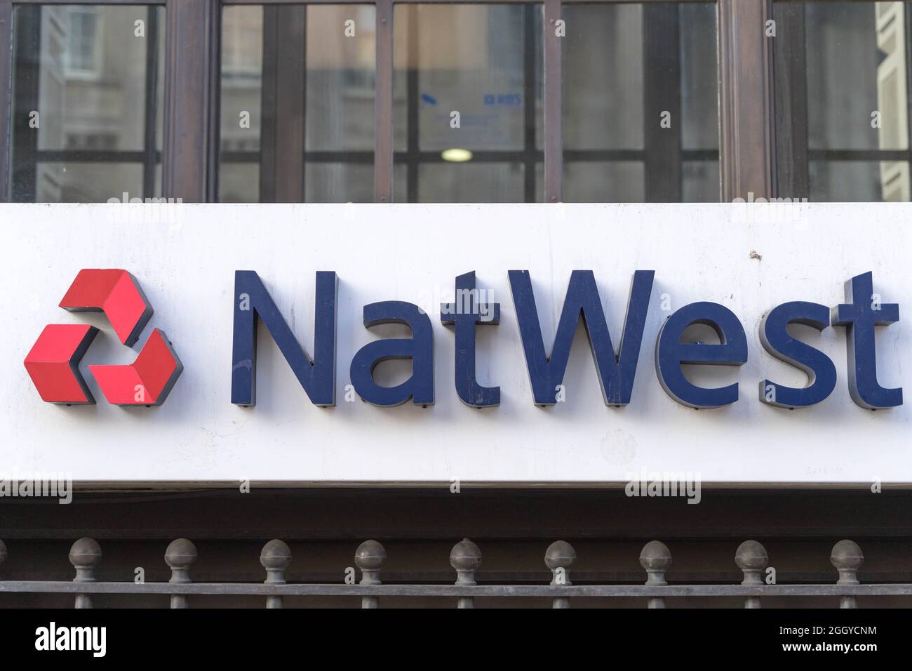 Bank brand logo hi-res stock photography and images - Alamy