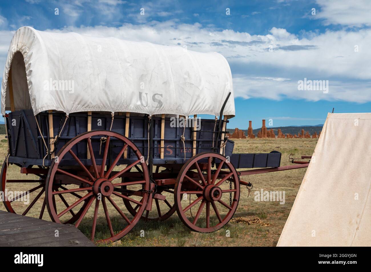 Covered Wagon Yosemite Resort Pioneers Covered Wagon Camping In