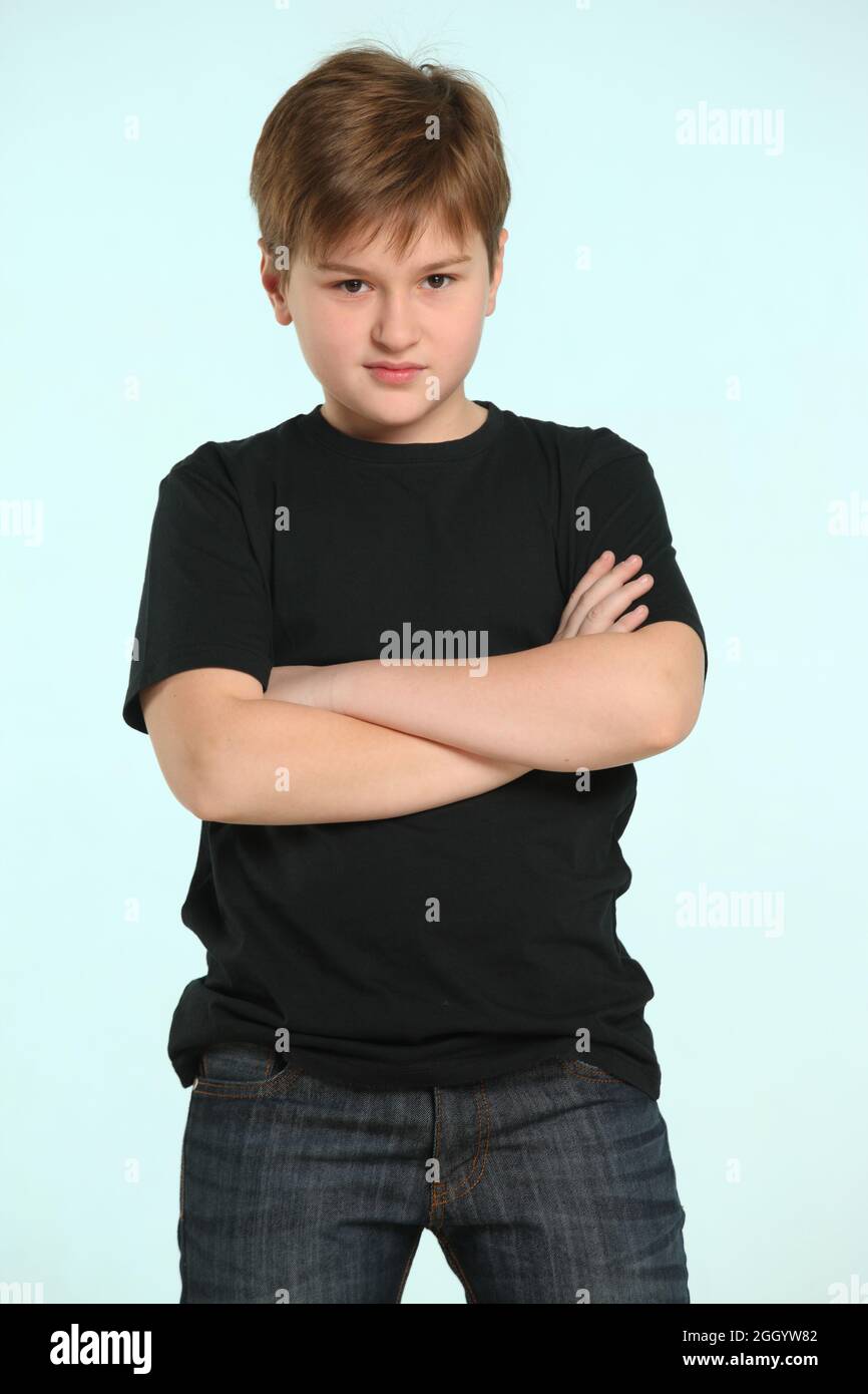 Hands crossed over chest hi-res stock photography and images - Alamy