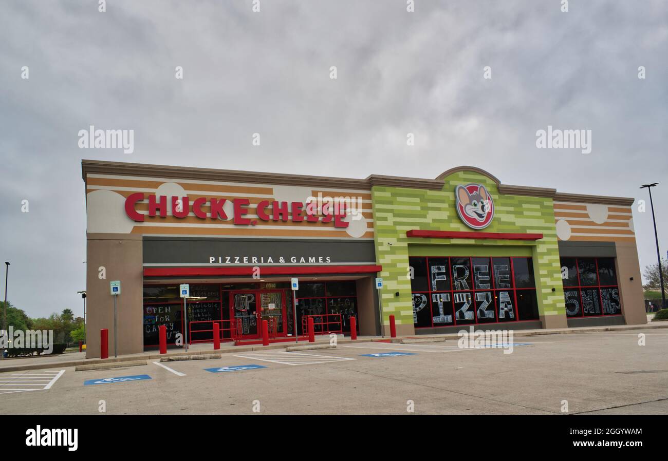 Chuck e cheese sign hi-res stock photography and images - Alamy