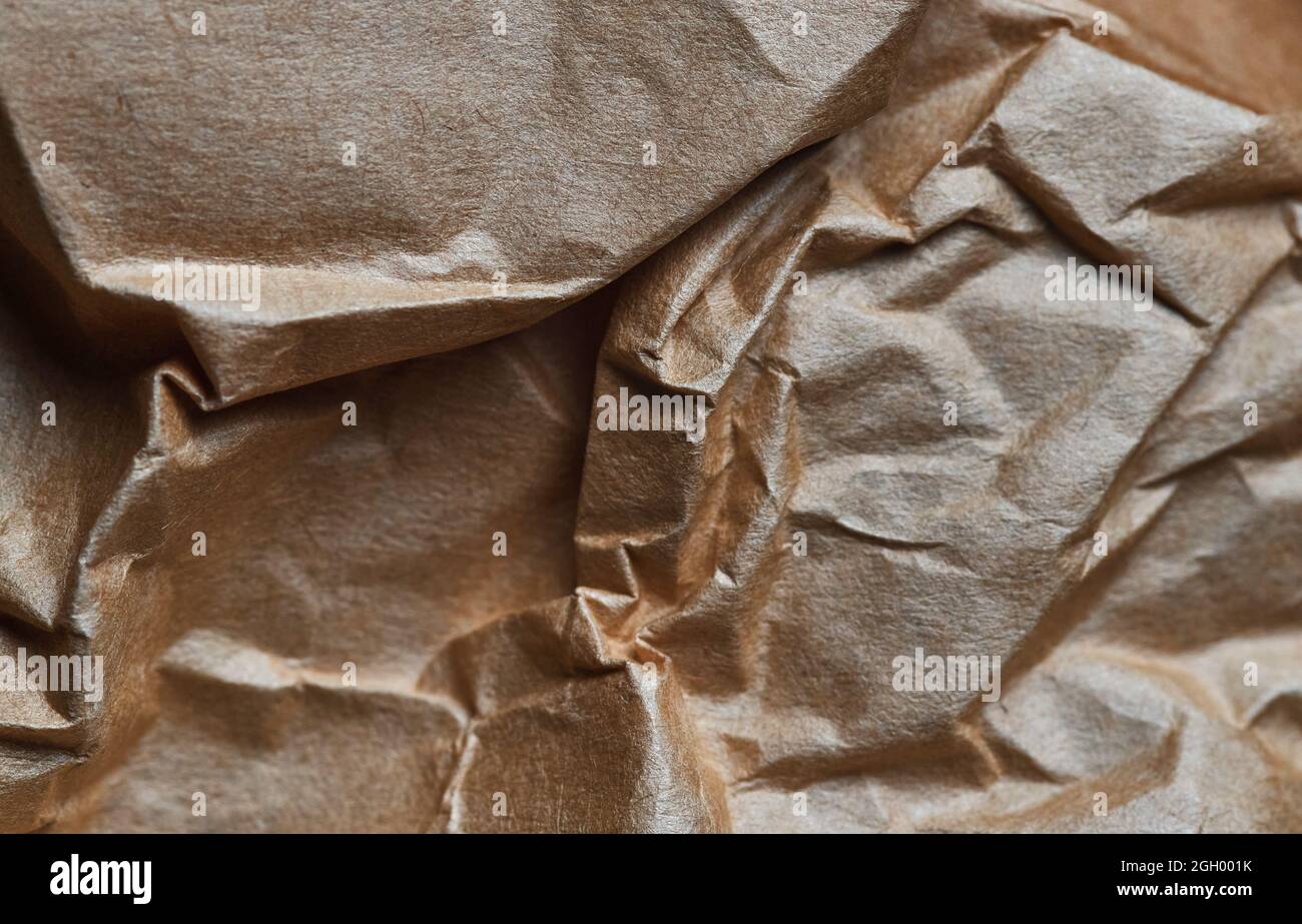 Crumpled brown paper hi-res stock photography and images - Alamy