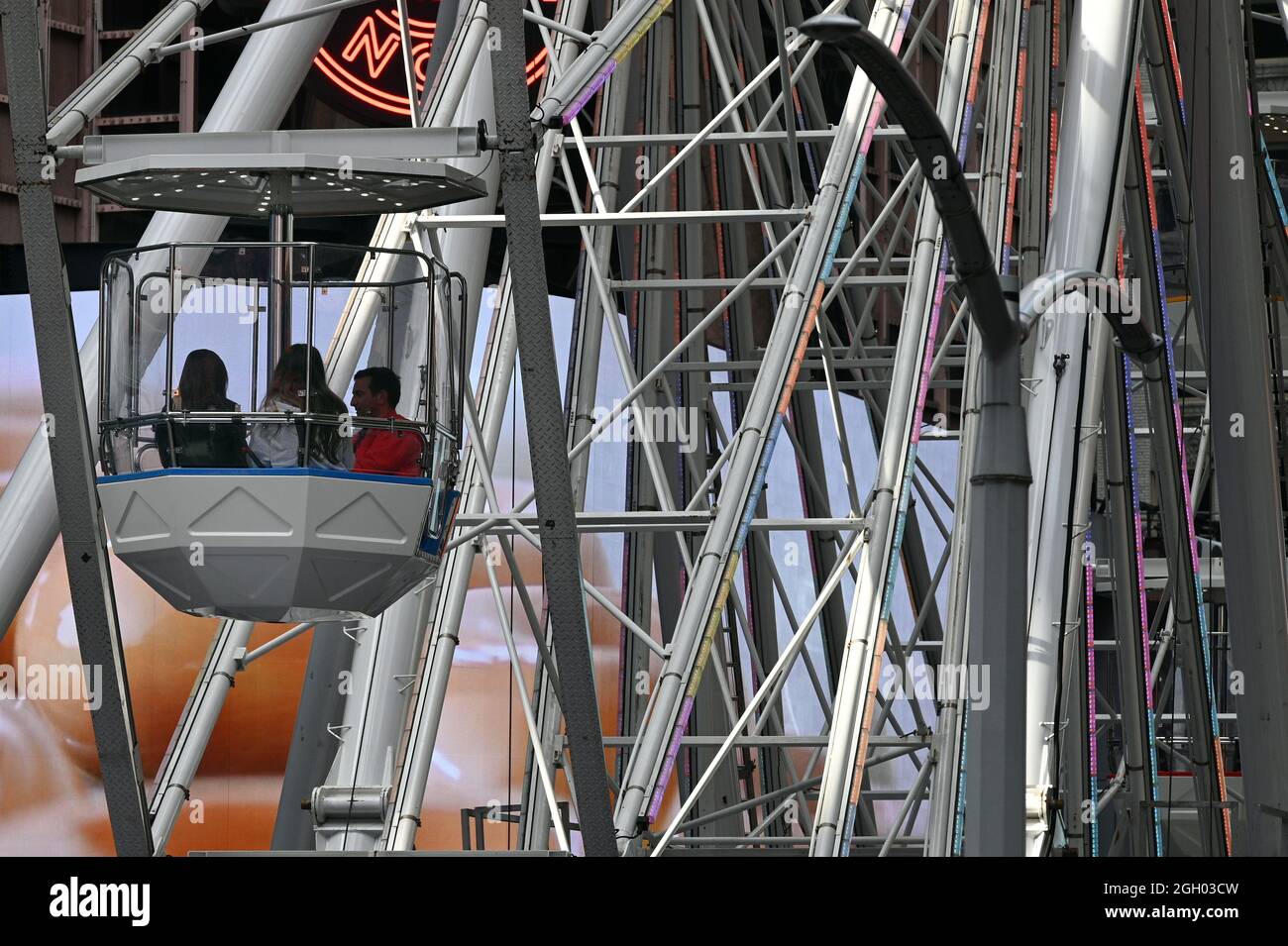 New York City, USA. 03rd Sep, 2021. People are seen riding a ferris ...