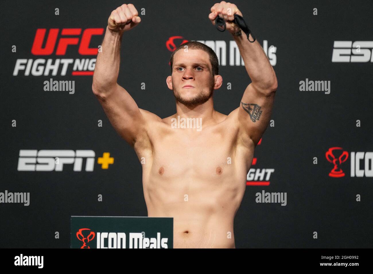 Las Vegas, USA. 03rd Sep, 2021. Alex Morono steps on the scale for the ...