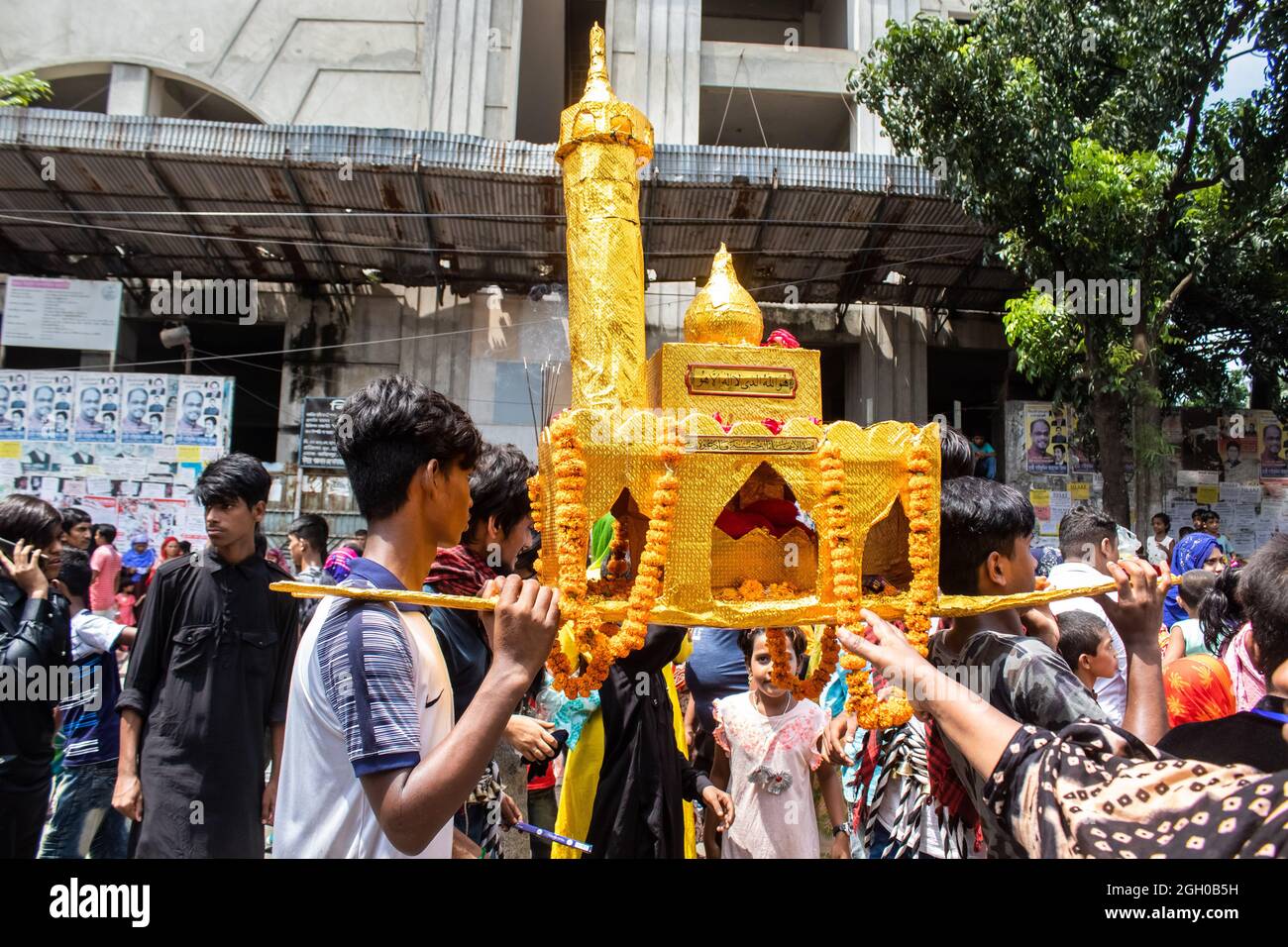Yearly calm procession of Shia Muslims. Every year they celebrate this ...