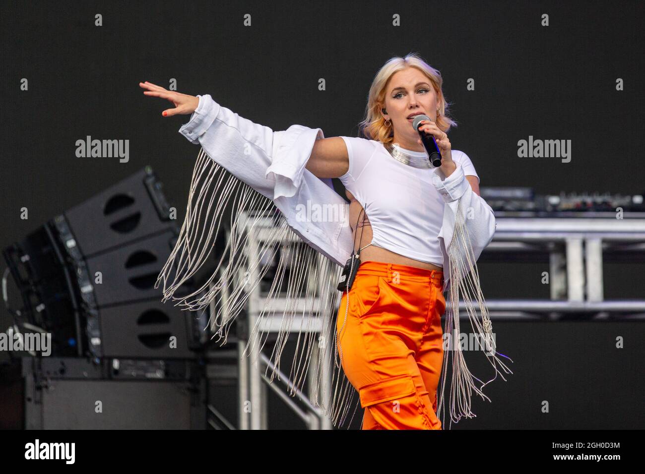 Grace weber hi-res stock photography and images - Alamy