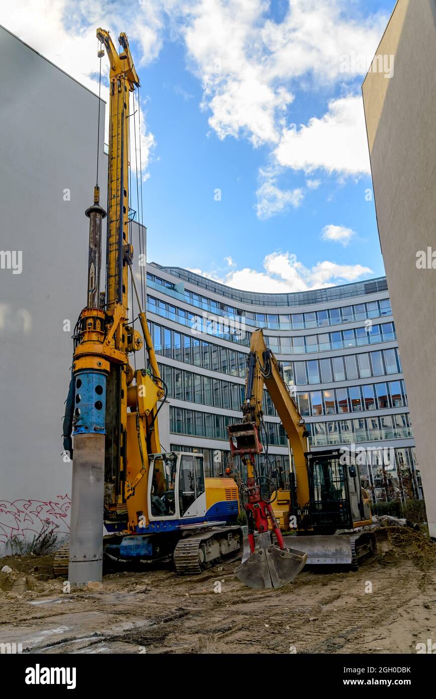 Driven pile foundation hi-res stock photography and images - Alamy