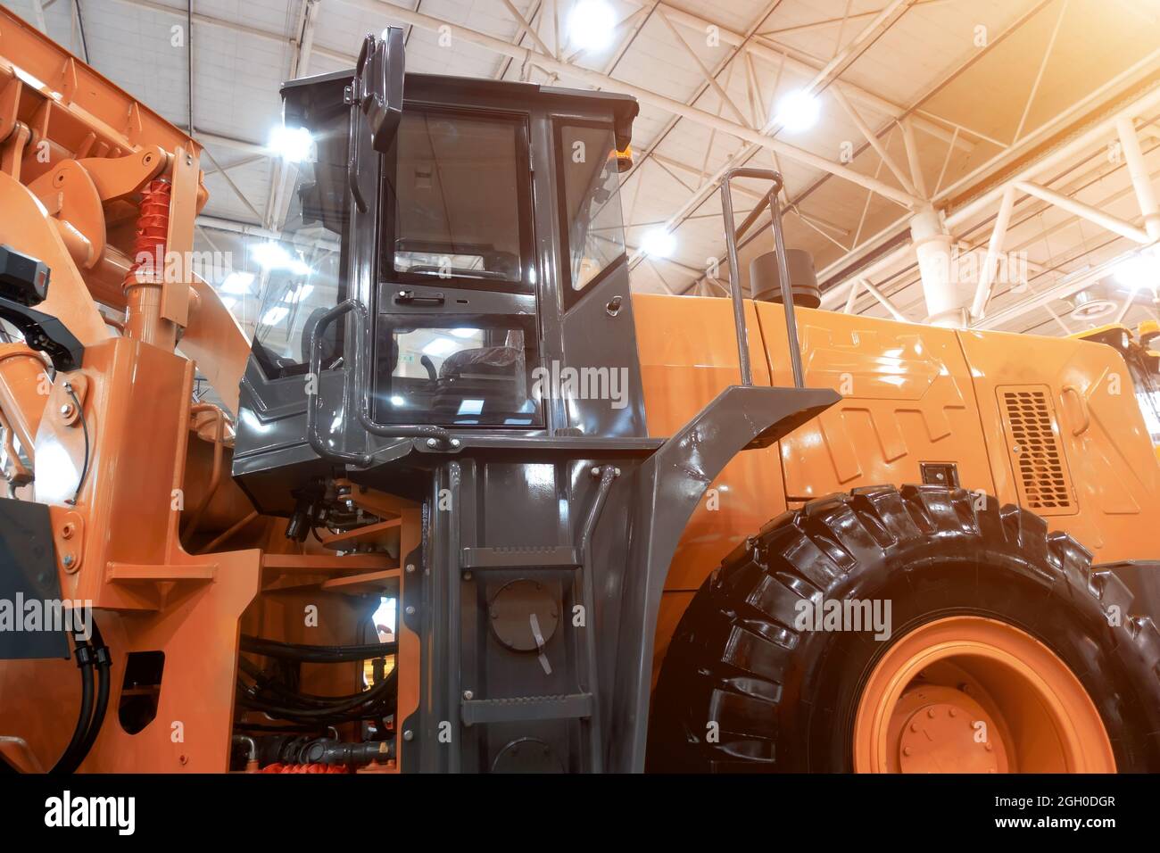 Loader side view. Construction machinery for road works Stock Photo - Alamy
