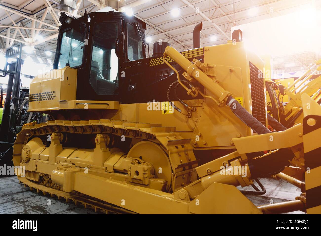 Tracked bulldozer for road construction Stock Photo - Alamy
