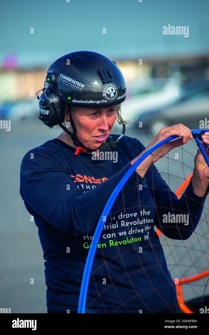 Sacha dench hi-res stock photography and images - Alamy