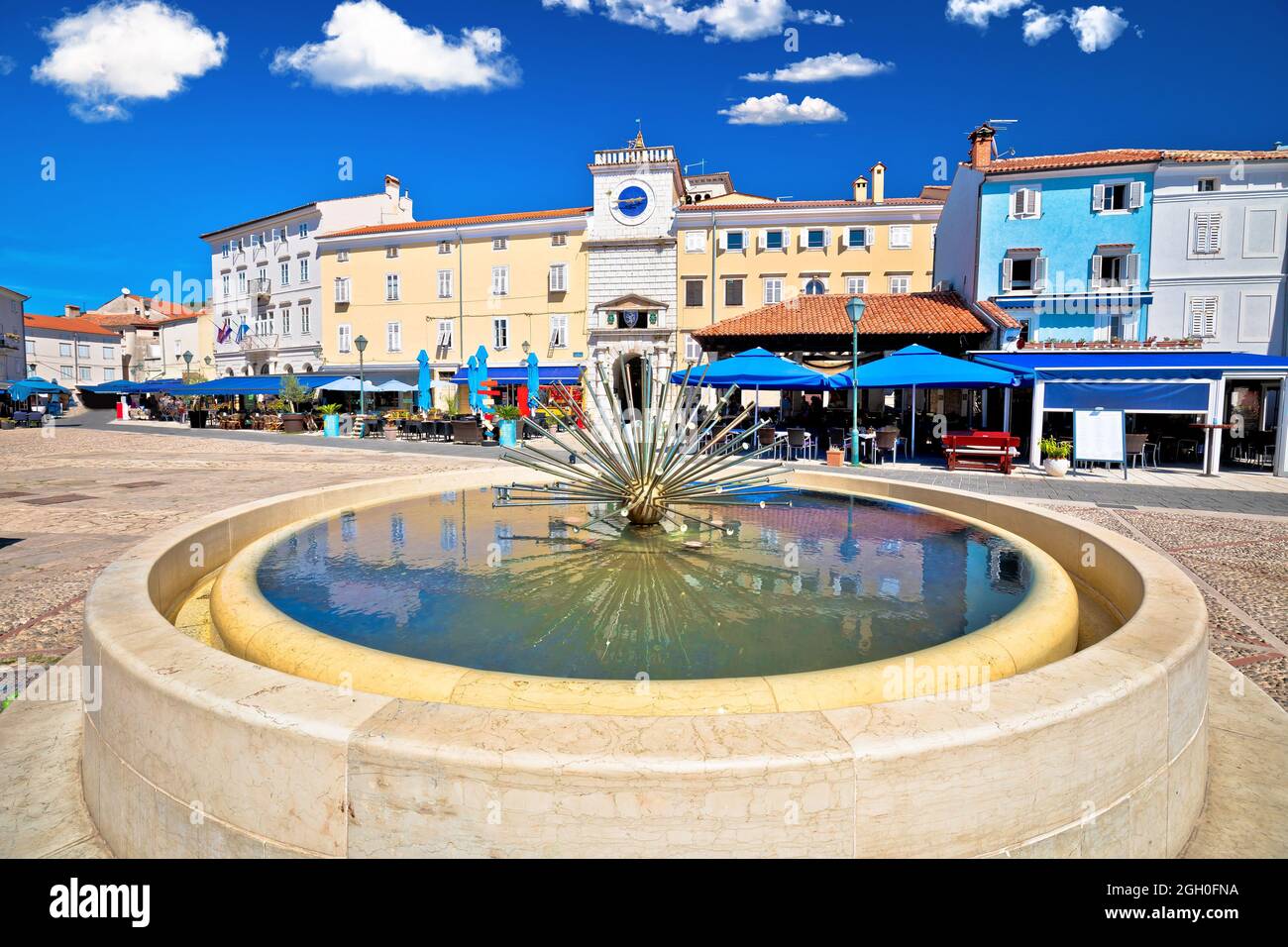 Town of Cres main square and fountain view, island of Cres, Adriatic ...