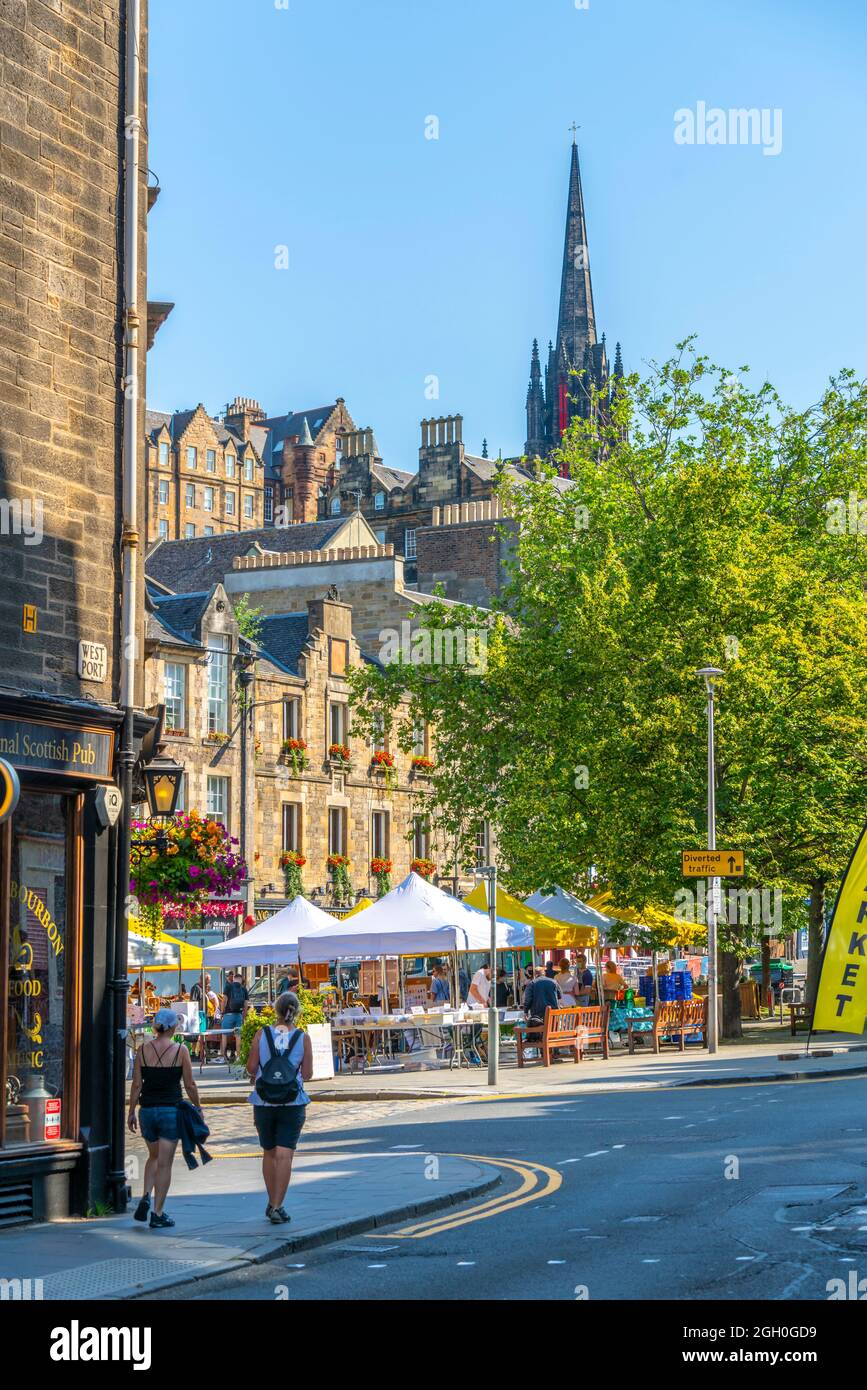 View of market stalls on Grassmarket, Edinburgh, Lothian, Scotland ...