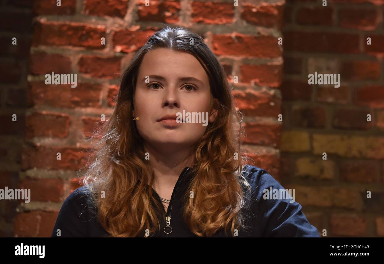 Luisa marie neubauer hi-res stock photography and images - Alamy