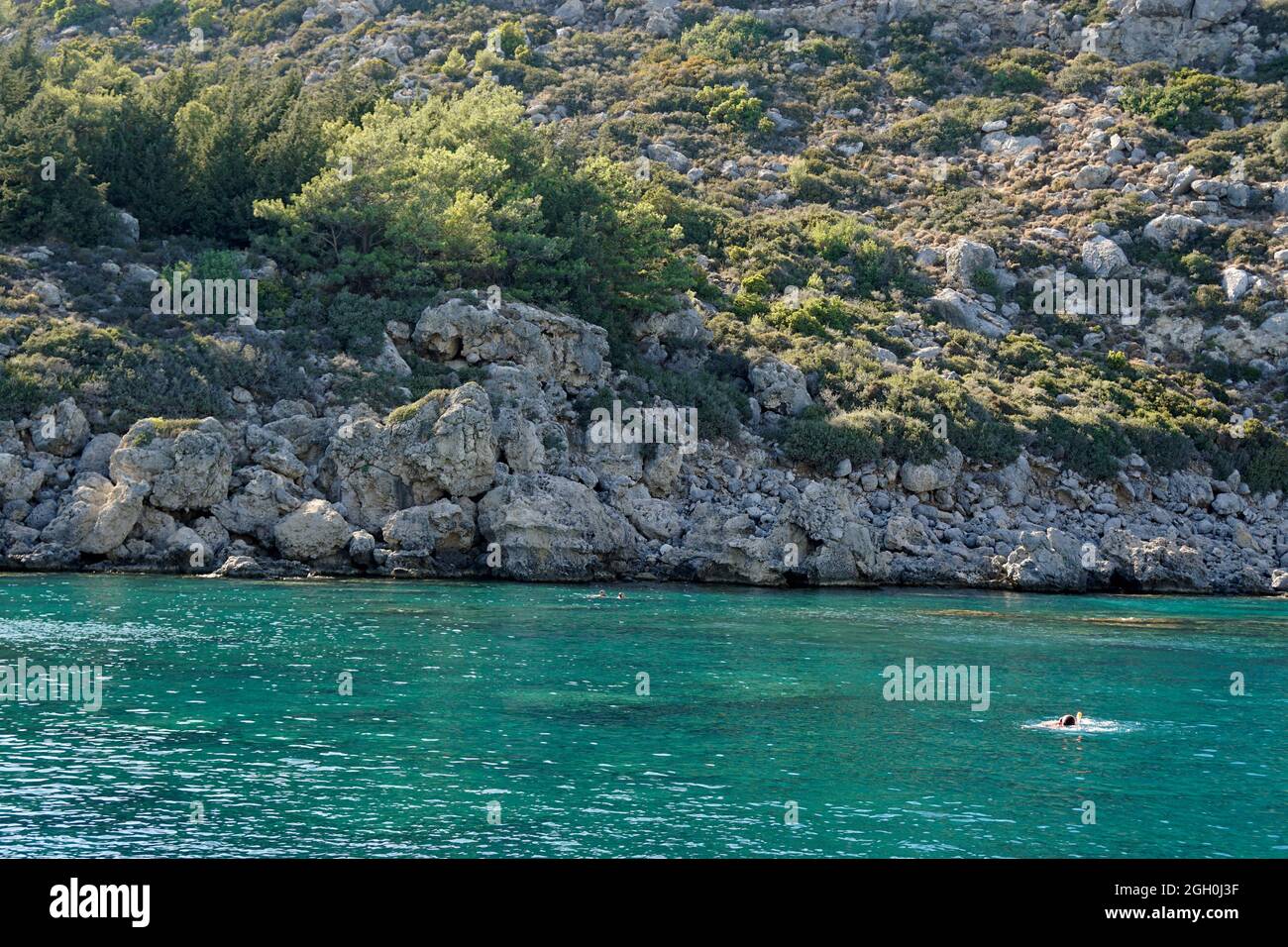 crystal clear ocean at the coast of rhodes island Stock Photo - Alamy