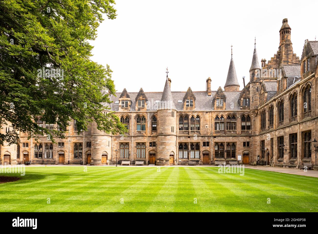 University of Glasgow quadrangle, Glasgow, Scotland, UK Stock Photo - Alamy