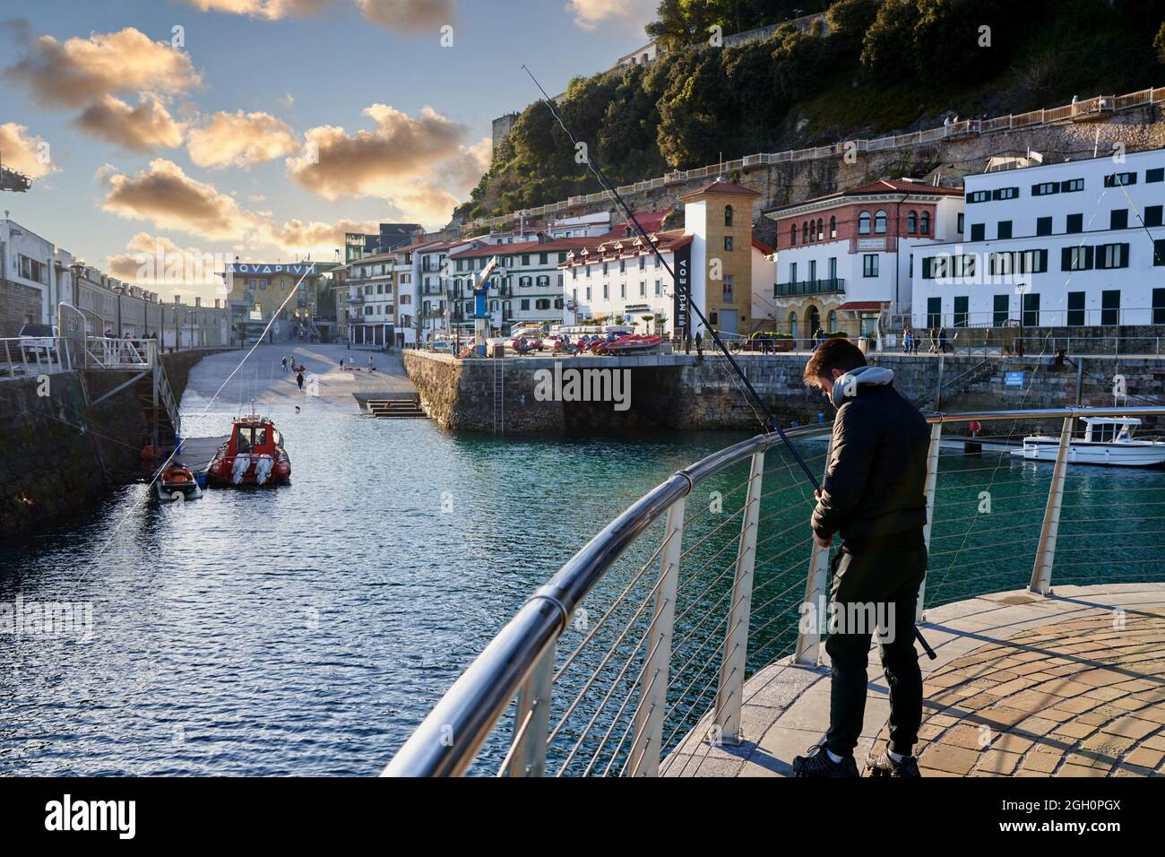 Fisherman port donostia san sebastian hi-res stock photography and ...