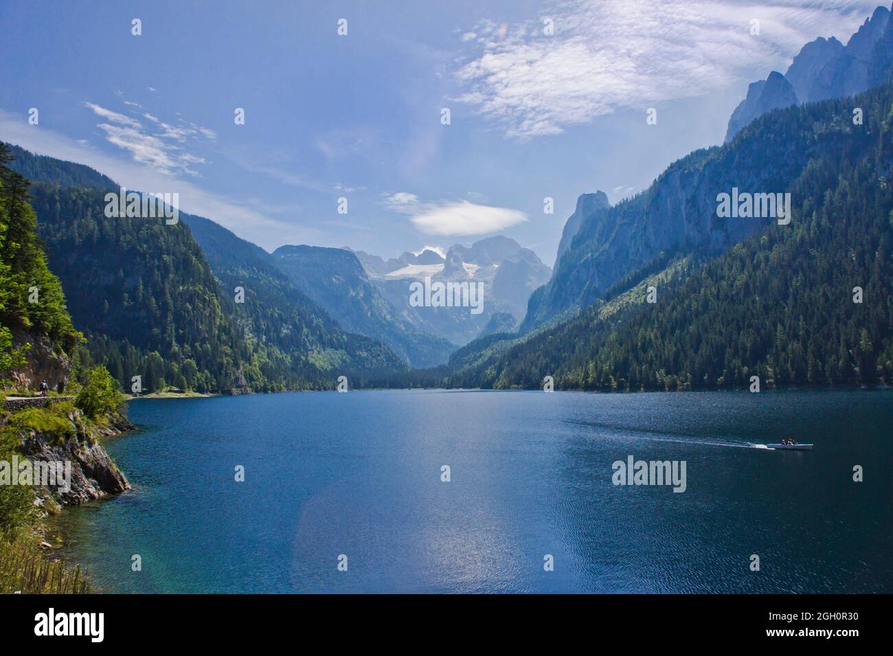 Austria gosau mountain lake glacier hi-res stock photography and images ...