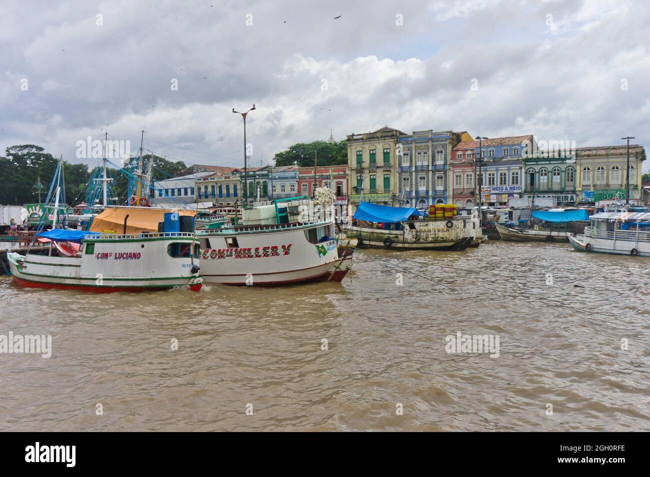Man made basin hi-res stock photography and images - Alamy