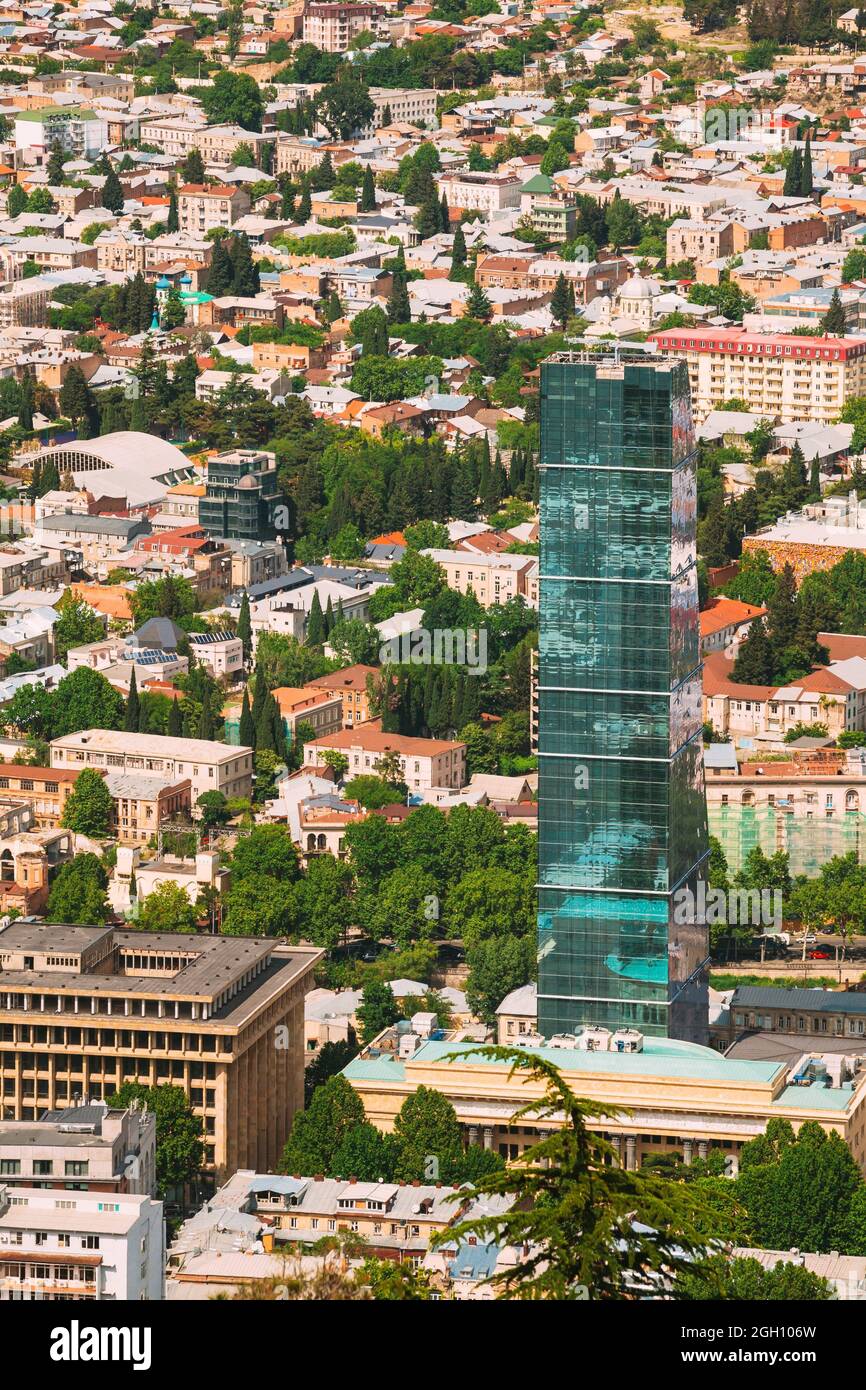 Soviet skyscraper hi-res stock photography and images - Alamy