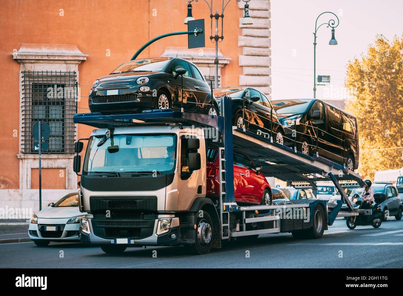 Business car transporter hi-res stock photography and images - Alamy