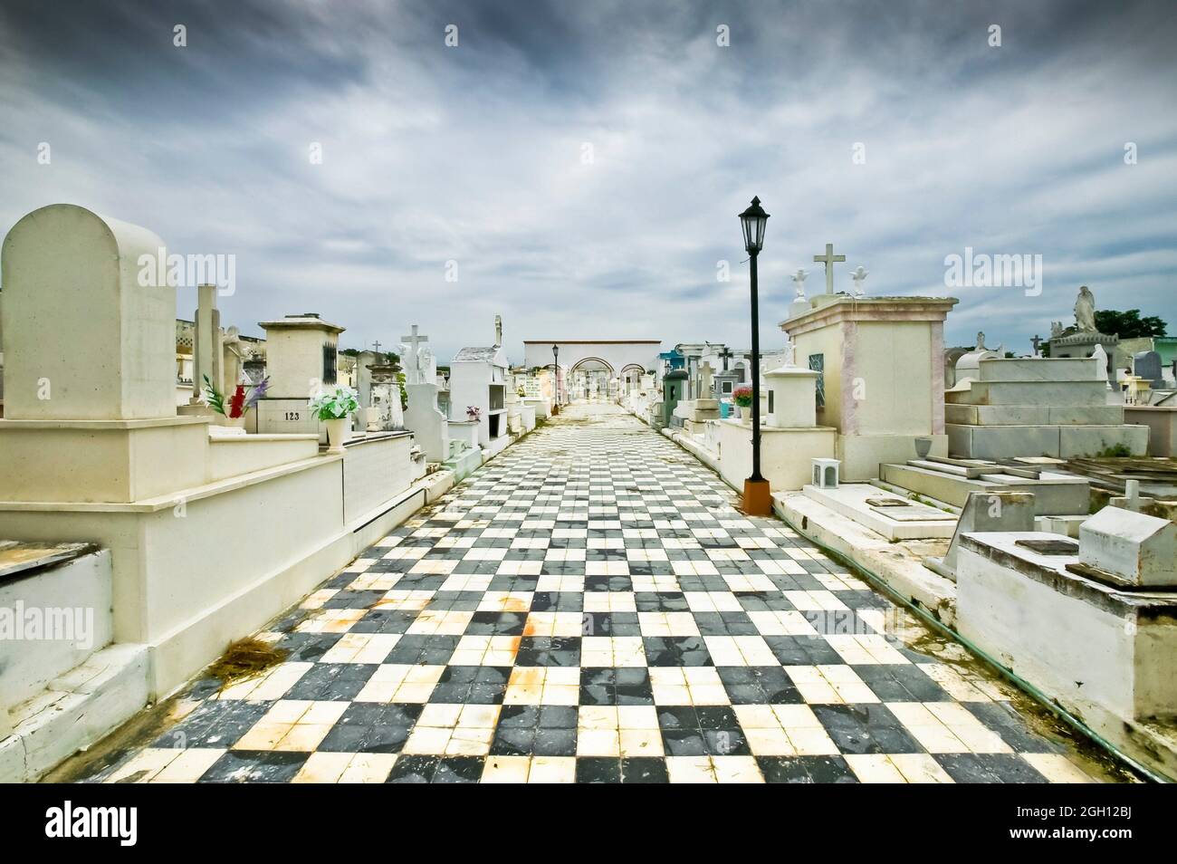 Roman cemetery hi-res stock photography and images - Alamy