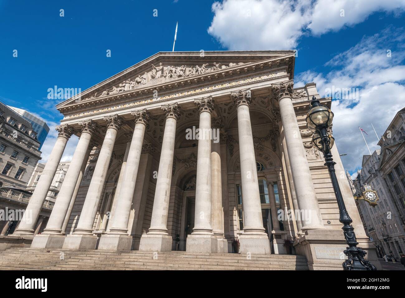 View of london stock exchange hi-res stock photography and images - Alamy