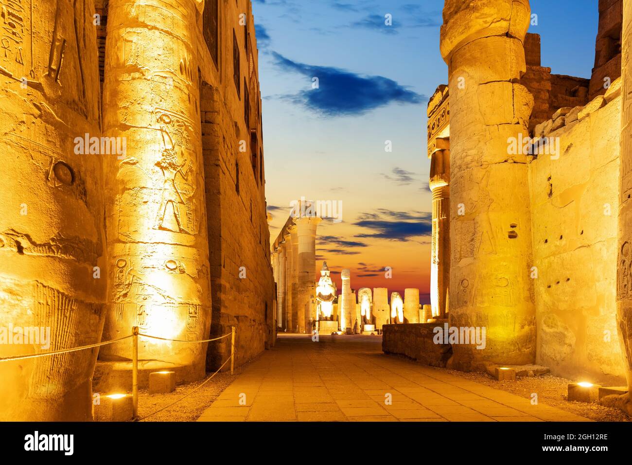 Luxor night egypt hi-res stock photography and images - Alamy