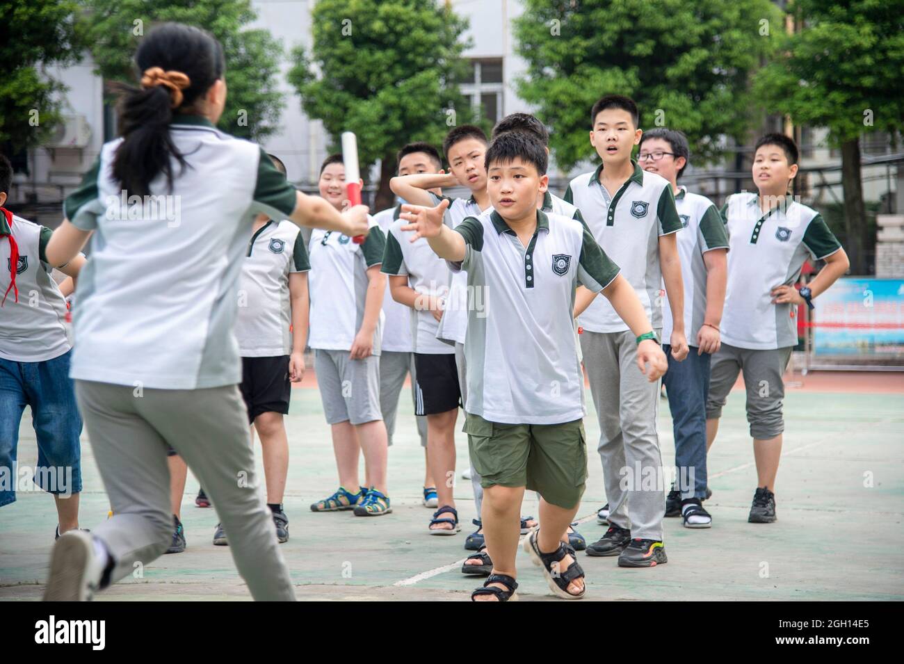 Class relay race school hi-res stock photography and images - Alamy