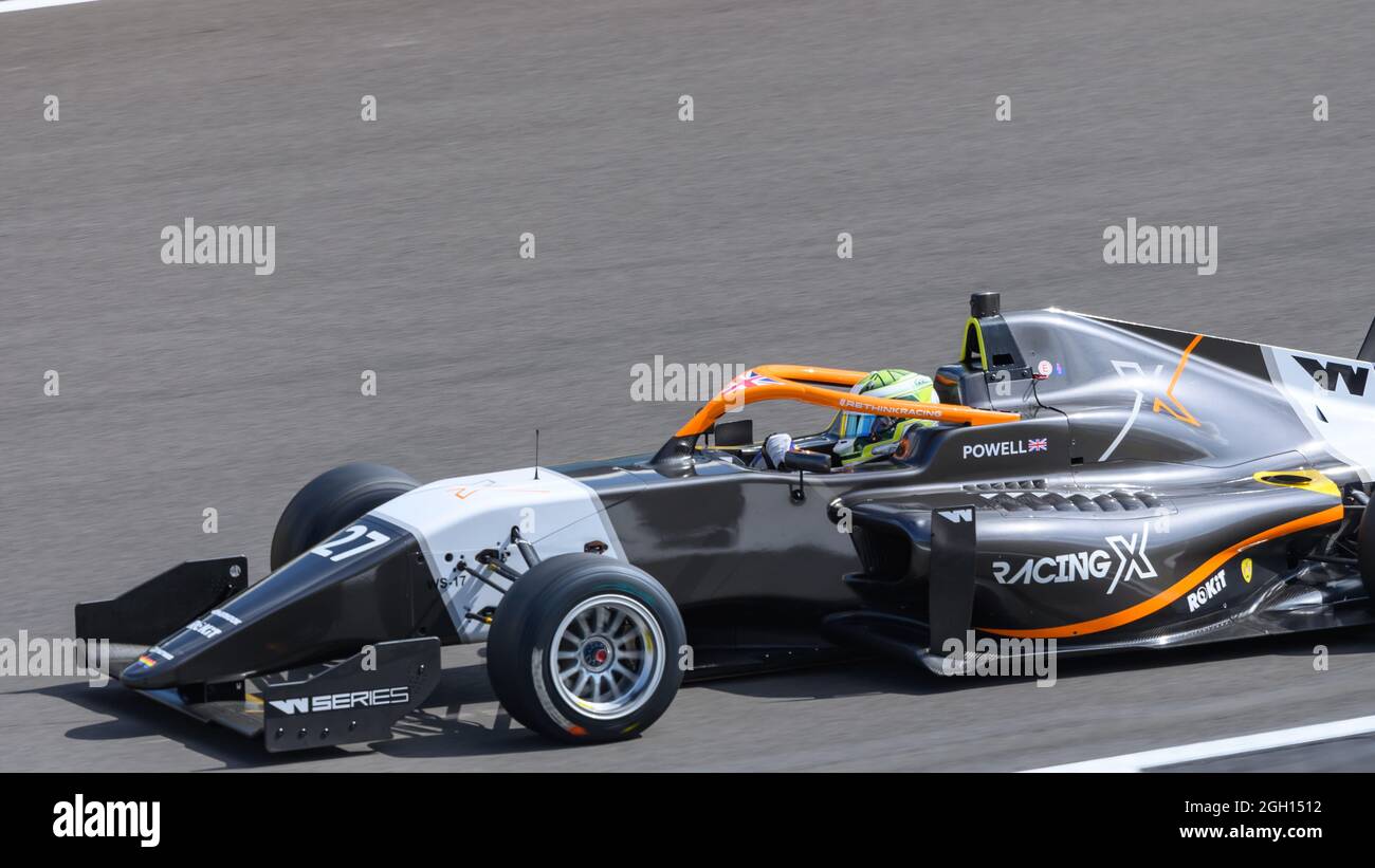 ALICE POWELL W Series at the British Grand Prix - Silverstone 2021 ...